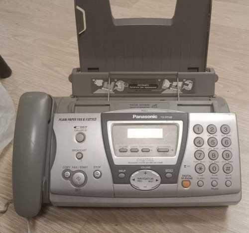 Факс Panasonic KX-FP148RU