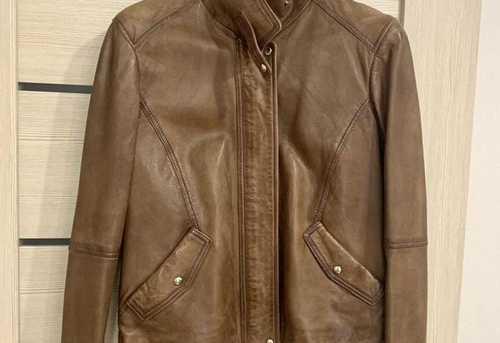 Продам кожвнную куртка Massimo Dutti