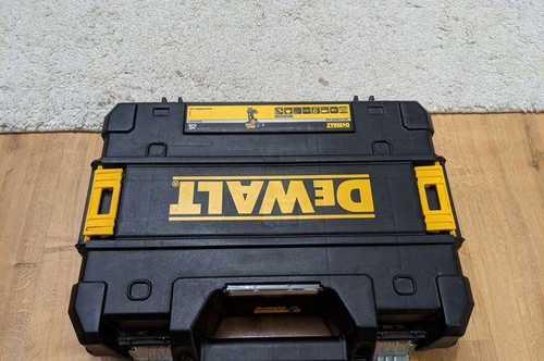 Кейс dewalt tstack