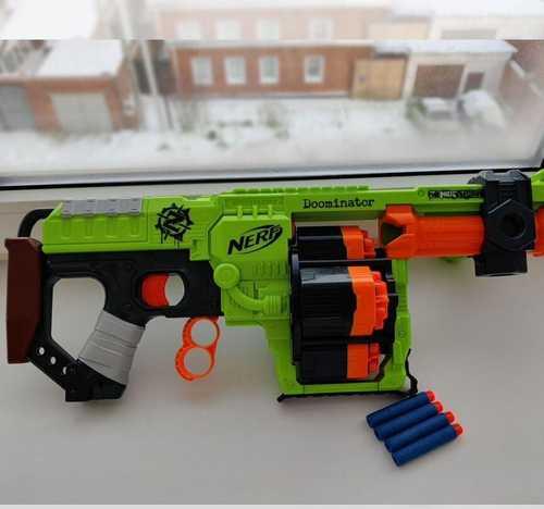 Бластер Nerf Doominator