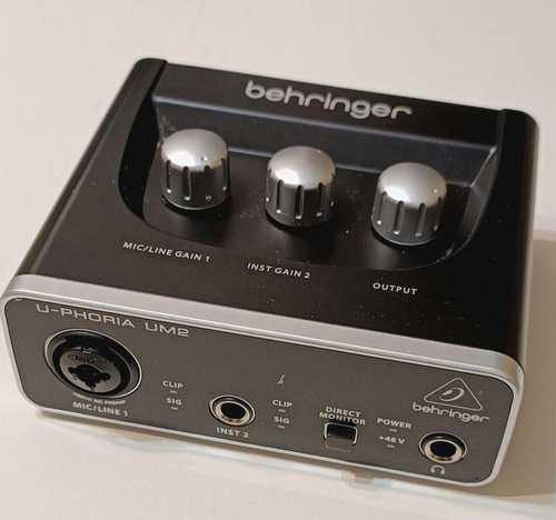 Внешняя звуковая карта behringer u phoria um2