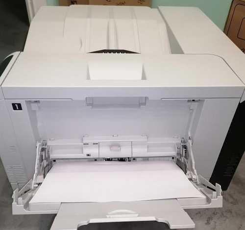 HP Color LaserJet CP5225