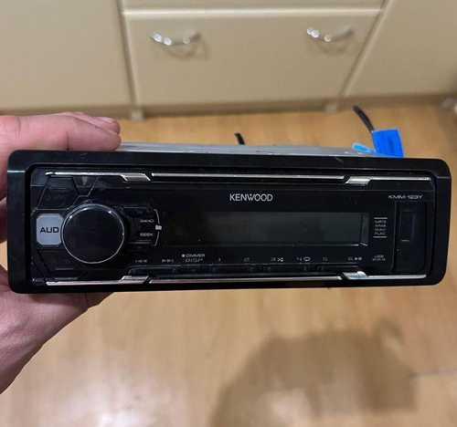 Магнитола Kenwood kmm-123Y