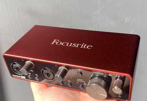 Звуковая карта Focusrite Scarlett 2i2 3rd gen