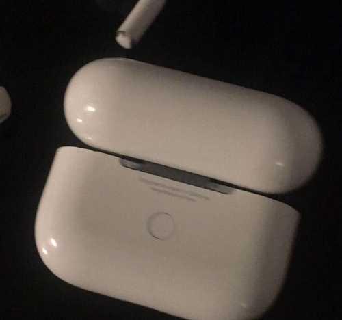 Беспроводные наушники apple airpods