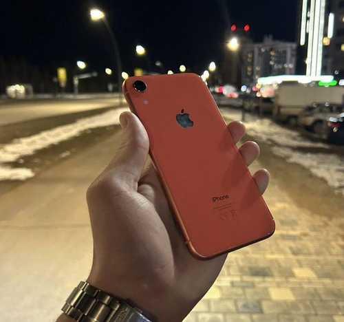 iPhone Xr, 64 ГБ