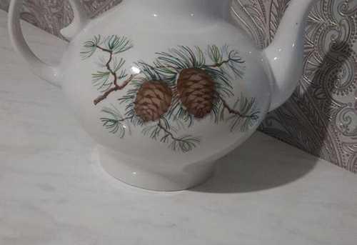 Заварочный чайник и ваза