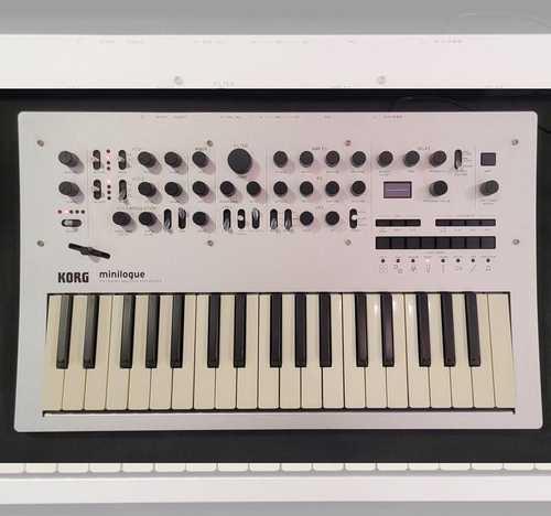 Korg minilogue аналоговый синтезатор