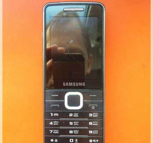 Samsung GT-S5610