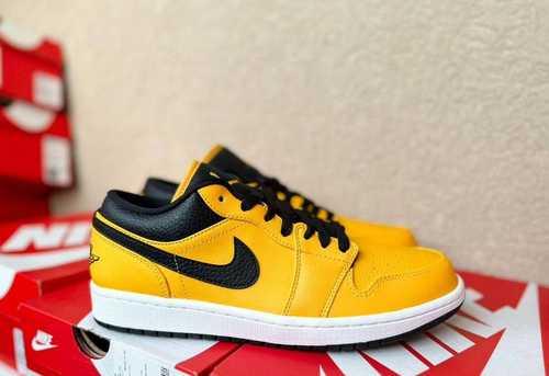 Nike Air Jordan 1 Low University Gold 8.5US