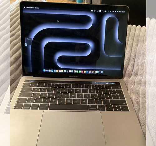 Macbook pro 13 2017 touch bar