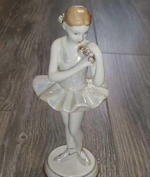 Статуэтка Балерина с цветком Вербилки