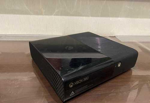 Xbox 360 прошитая freeboot + kinnect + 2 джостика