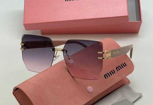 Солнцезащитные очки miu miu