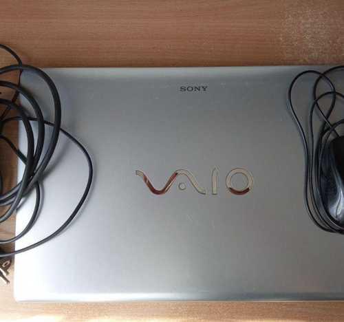 Ноутбук Sony vaio 17.3