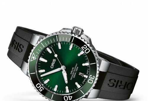 Oris Aquis Date Green Dial - Часы оригинал