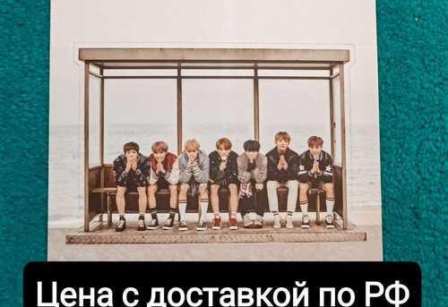 Стэнд из альбома BTS You Never Walk Alone