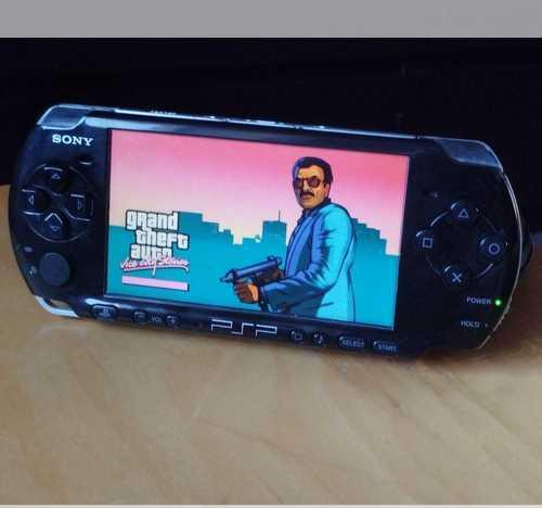 Sony PSP 3008 8 Гб прошитая много игр