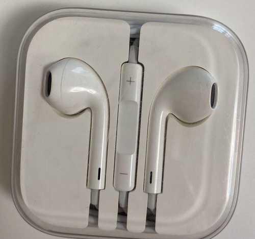 Проводные наушники Apple EarPods (3.5 mm)