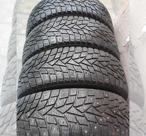 Dunlop Grandtrek Ice 02 215/65 R16 102T