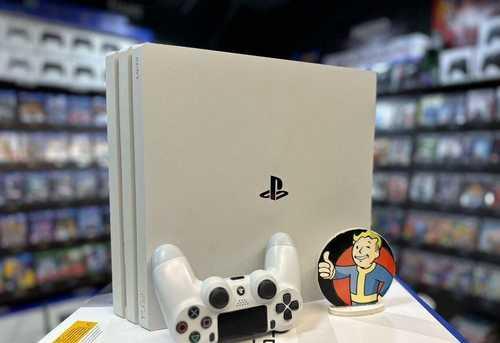 Sony PlayStation 4 + 2 Геймпада PS Plus / EA Play