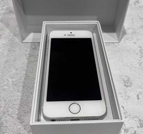 iPhone 5S, 16 ГБ