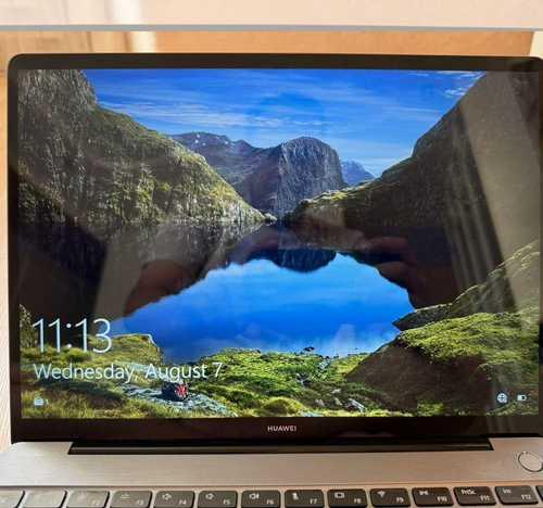 Huawei matebook 13