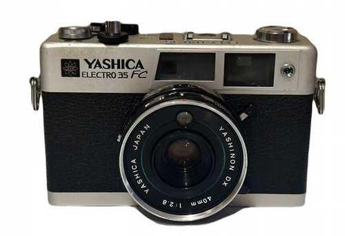Yashica Electro 35 FC + Yashinon DX 1:2.8 40mm