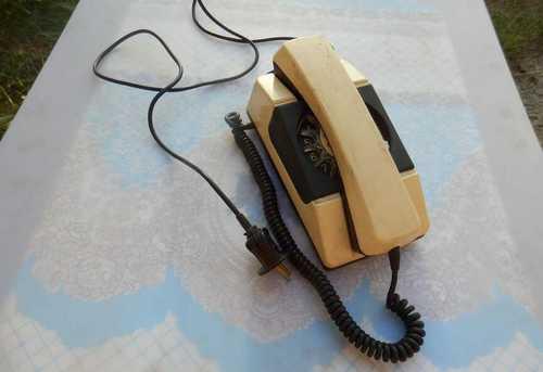 Телефон дисковый из СССР