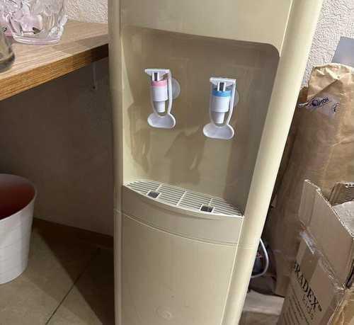 Кулер для воды напольный eco tronic