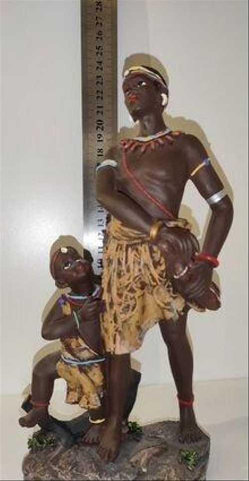 Статуэтка Африканка с ребенком