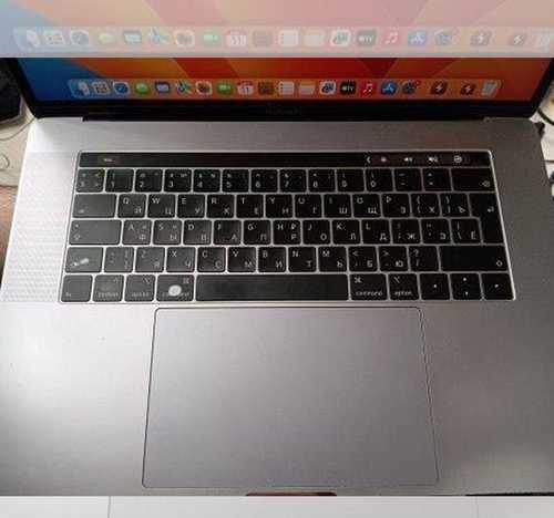 Apple macbook pro 15 2019, i7