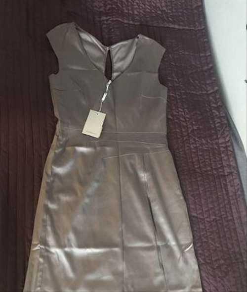Платье inwear атласное размер 44-46