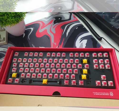 Смазанная HyperX origins 80% tkl клавиатура