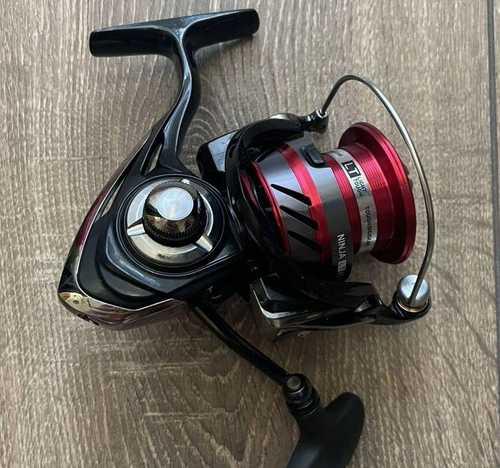 Катушка безынерционная daiwa 18 ninja LT 4000-C