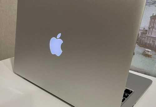 MacBook Pro 13 (2015), 128 ГБ, Core i5, 2.7 ГГц, RAM 8 ГБ, Intel Iris Graphics 6100