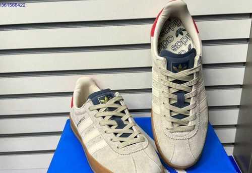 Кроссовки Adidas Broomfield