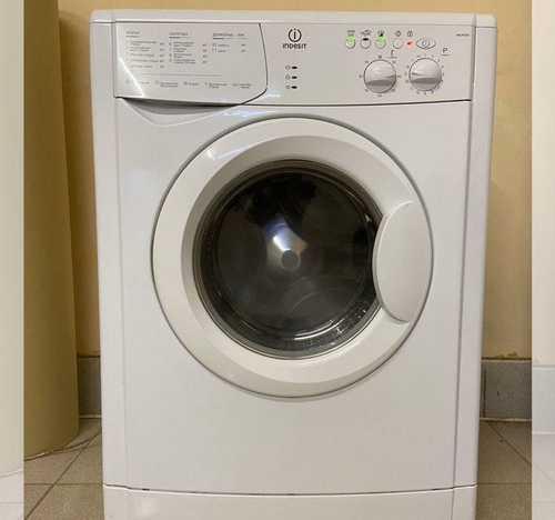 Узкая стиральная машина Indesit (33 см)