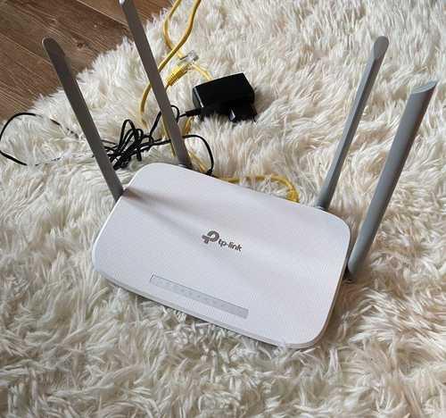 Wifi роутер TP-Link EC220-G5