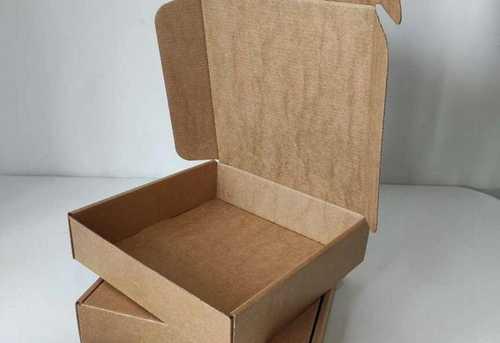 Коробка упаковочная картонная 20х20х5см
