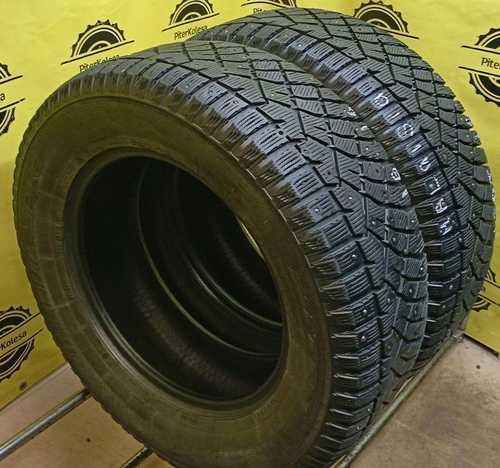 Nitto Therma Spike 285/60 R18