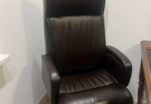 Офисное кожаное кресло Модильяни
