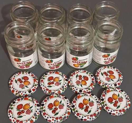 Пустые баночки из под варенья