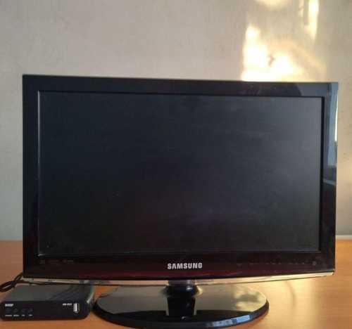 Телевизор 24 дюйма Samsung