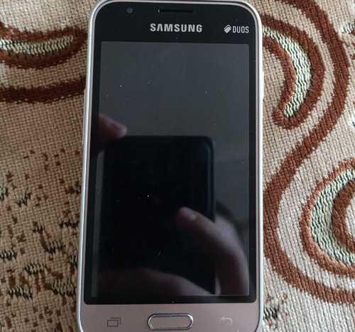 Samsung Galaxy J1 Mini SM-J105F, 8 ГБ