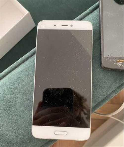 Телефон Xiaomi Mi5