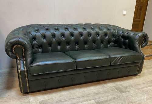 Кожаный диван Chesterfield