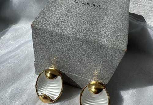 Клипсы Lalique для Valentino
