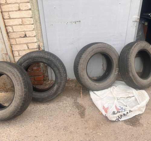 Kumho Solus KL21 215/65 R16