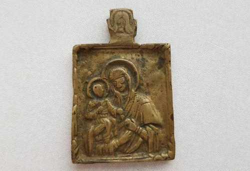 Нательная медно-литая икона богоматерь С младенцем